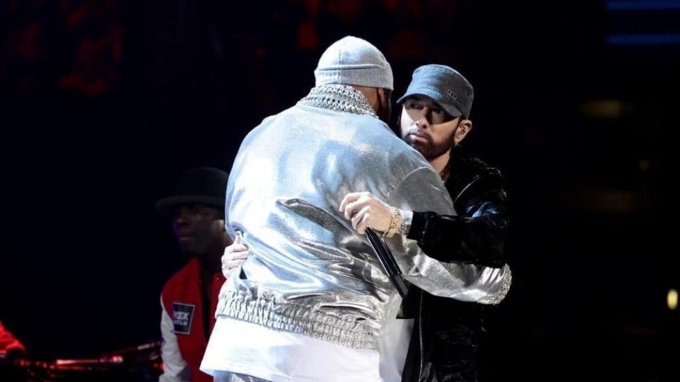 Eminem Joins LL Cool J on Rock & Roll Hall Of Fame Stage For Surprise ...