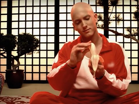 Hear Eminem Like You've Never Heard Him Before - Rapping Over Street ...