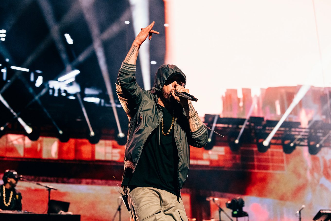 Photo Gallery: Eminem Performing in Los Angeles at the Crawford vs ...