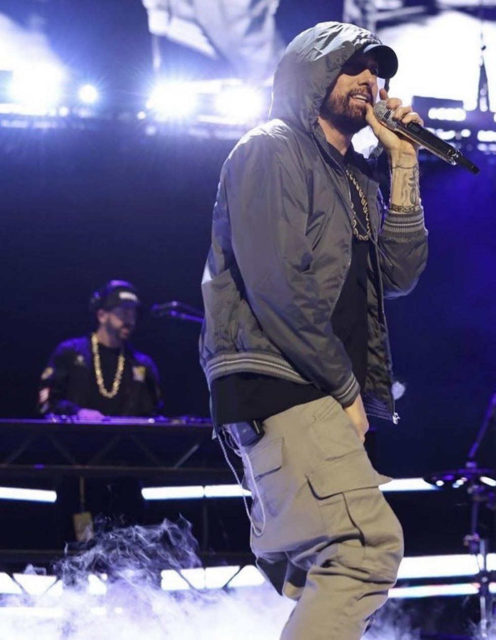 Photo Gallery: Eminem Performing in Los Angeles at the Crawford vs ...