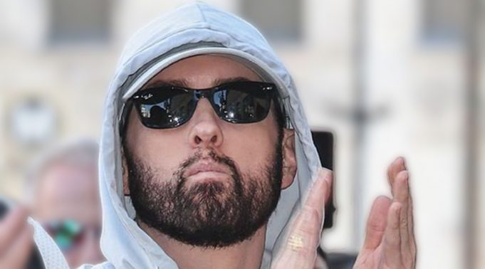 Eminem Becomes First Pre-Streaming Era Artist to Surpass 55 Billion ...