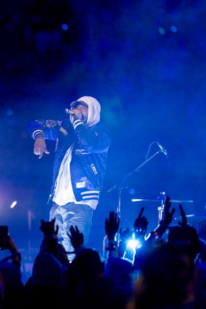 “DETROIT JUST EXPLODED!” — Eminem STORMS the Thanksgiving Halftime Show ...
